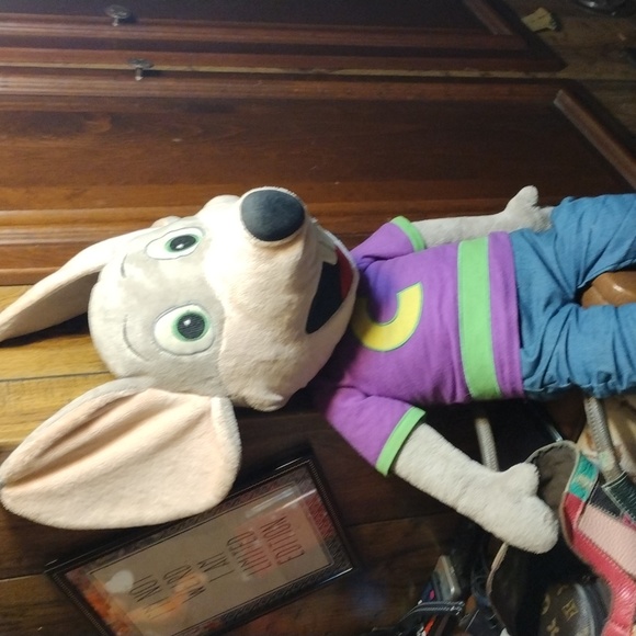 Toys | Plush Chucke Cheese Mouse | Poshmark